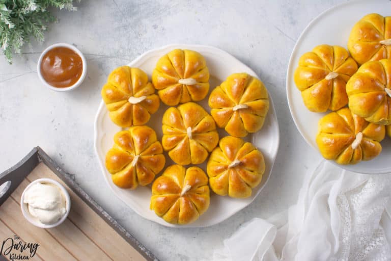 Fluffy Pumpkin Dinner Rolls - Daring Kitchen