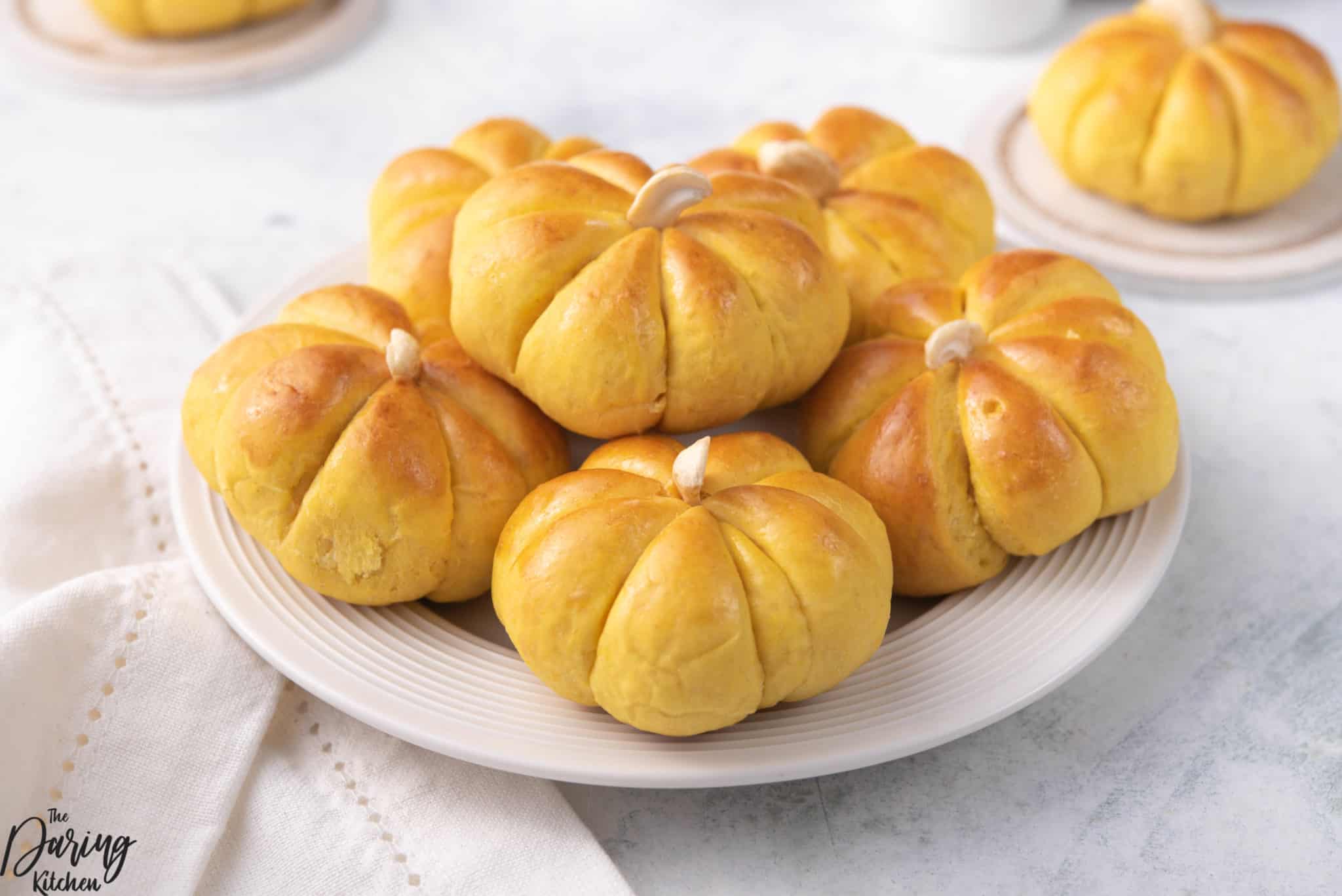 Fluffy Pumpkin Dinner Rolls - Daring Kitchen